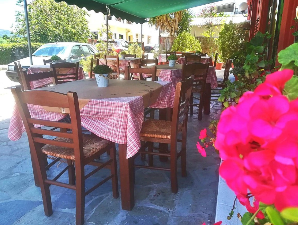 Mythos Tavern - Traditional Restaurant Ancient Olympia