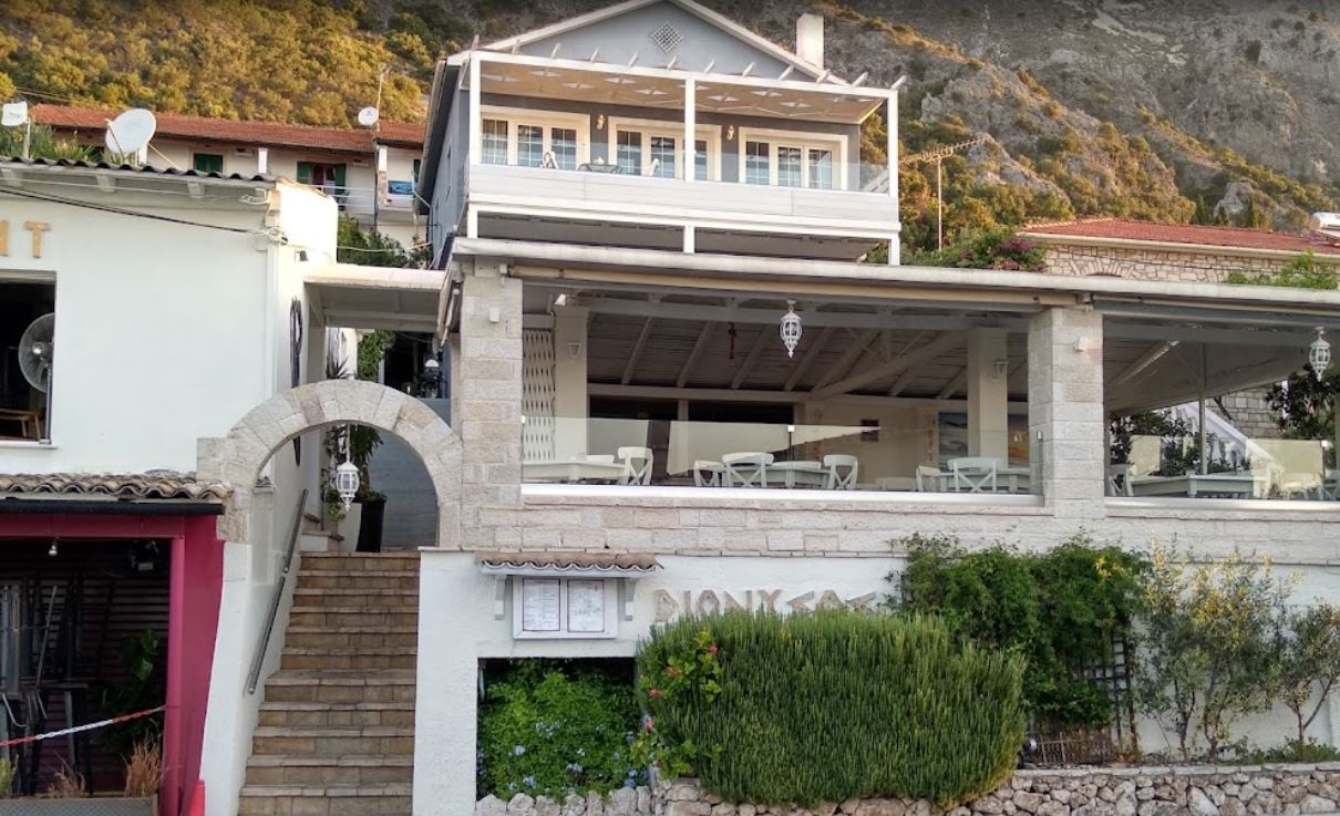 Sea View Restaurant Dionysos - Φαγητό Μπαρμπάτι