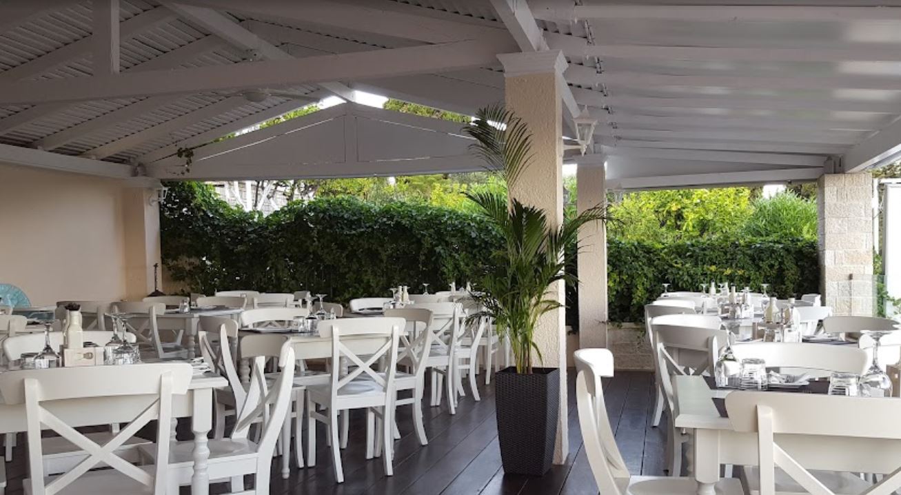Sea View Restaurant Dionysos - Φαγητό Μπαρμπάτι