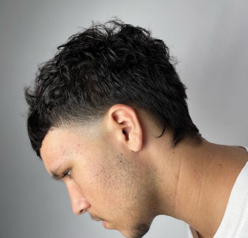 Stay Gold Barbershop - Ανδρικό Κούρεμα Κόρινθος