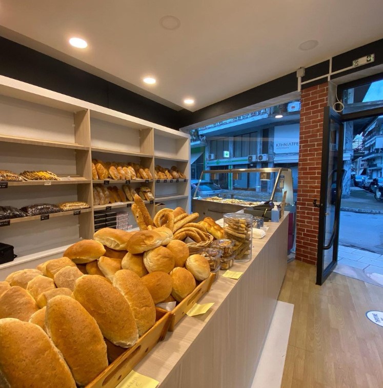 Bakery Tzouras - Αρτοποιείο Ζαχαροπλαστείο Σταυρός