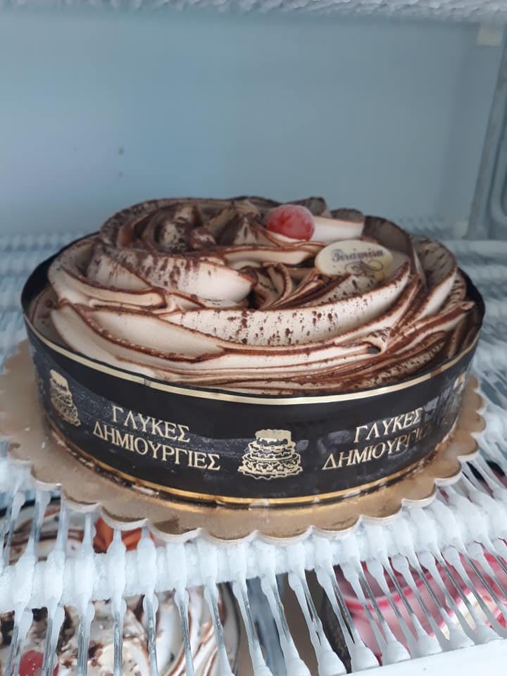 Bakery Tzouras - Αρτοποιείο Ζαχαροπλαστείο Σταυρός