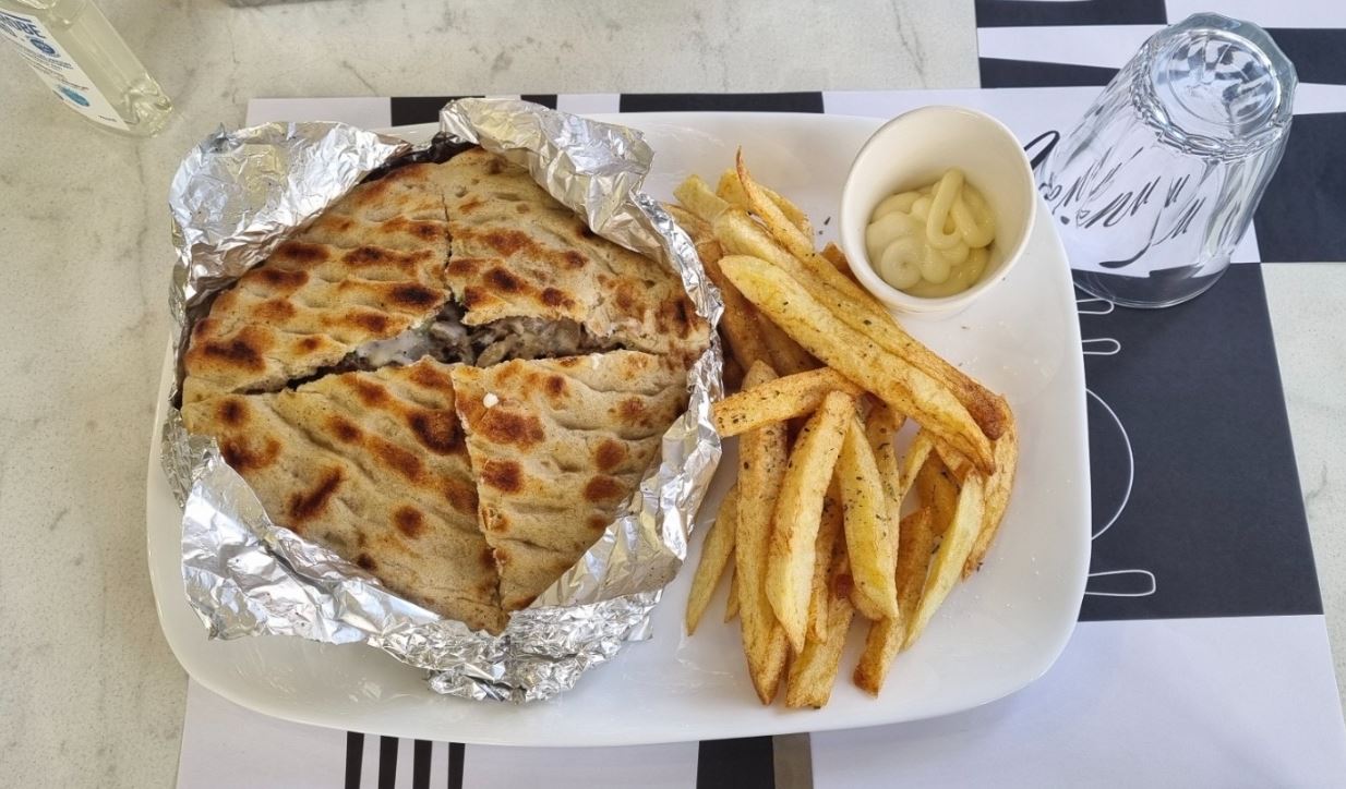 Master Grill Ψητοπωλείο - Σουβλάκια Burger Delivery Τρίπολη