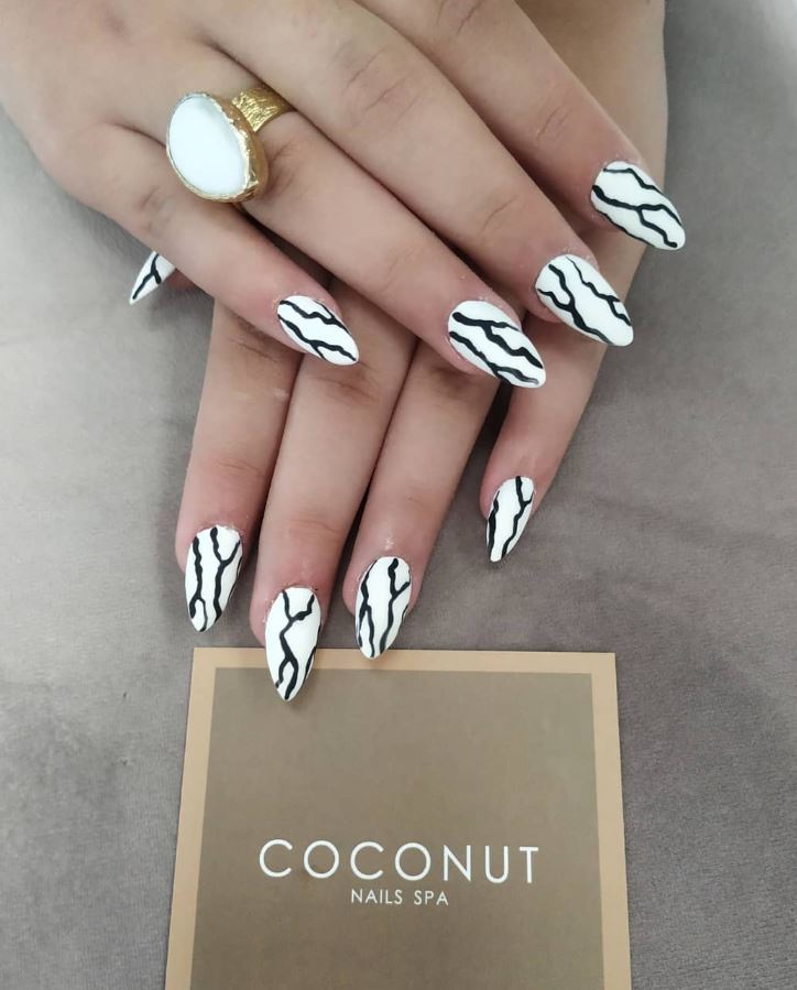 Coconut Nails Spa - Μανικιούρ Πεντικιούρ Nails Art Χαϊδάρι