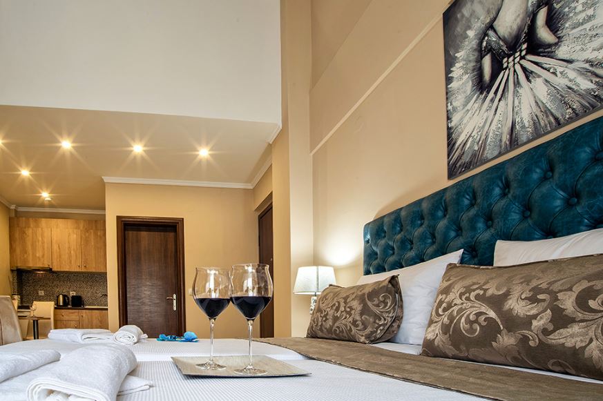 Valery Apartments - Οικογενειακά Διαμερίσματα Πευκοχώρι