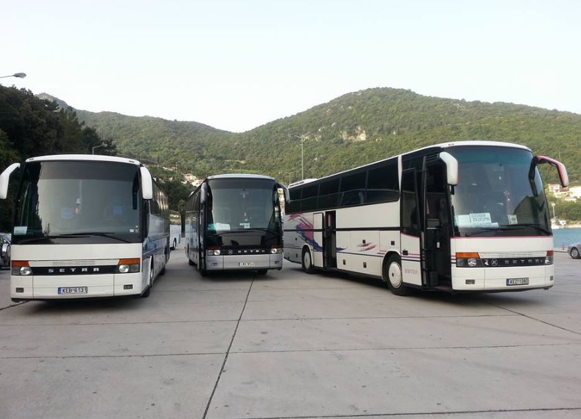 Kouloumpis - Private Mini Bus Transfers Argostoli Kefalonia