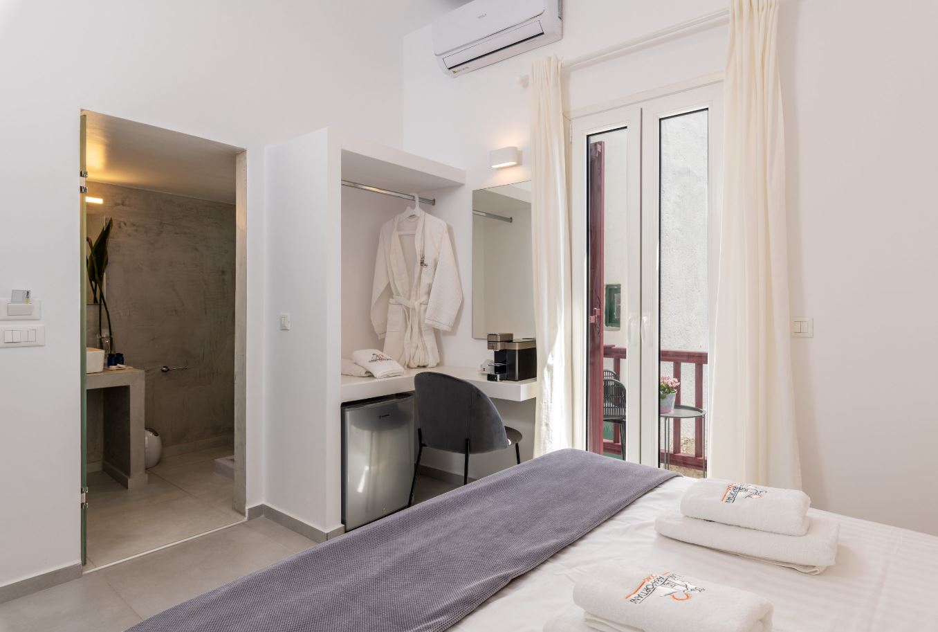 Sunset Paraportiani Rooms - Παραθαλάσσια Δωμάτια Χώρα Μύκονος