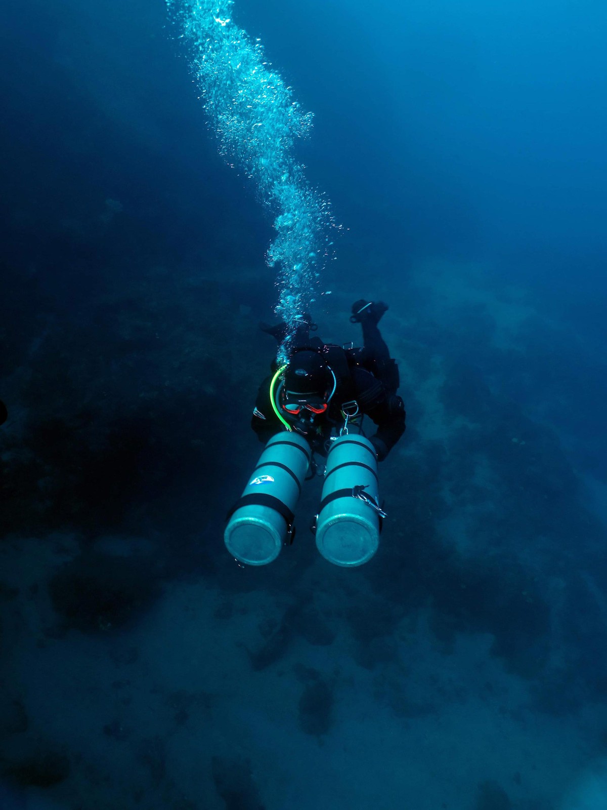 Scuba Academy - Scuba Diving School Santorini