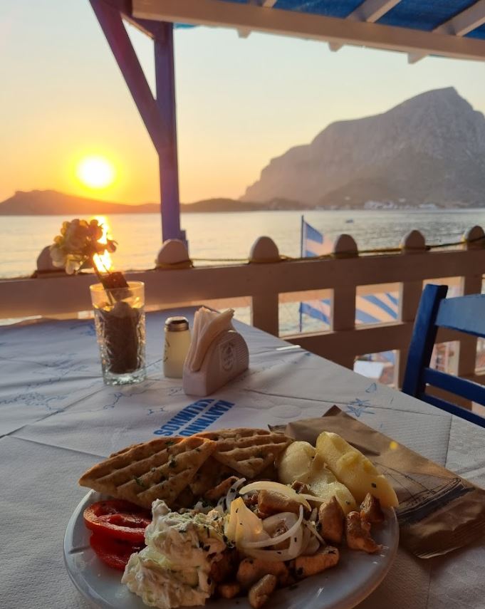 Smugglers Bar Restaurant