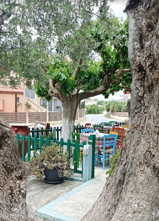 Zaharias Tavern - Ταβέρνα Ελληνική Κουζίνα Πλάτανος Κίσσαμου