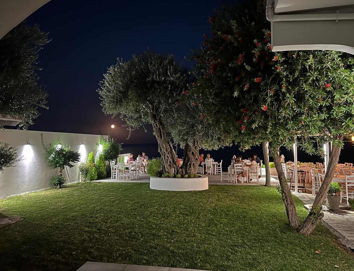 Marea Restaurant Cocktail Bar - Food Cocktails Pyrgi Corfu