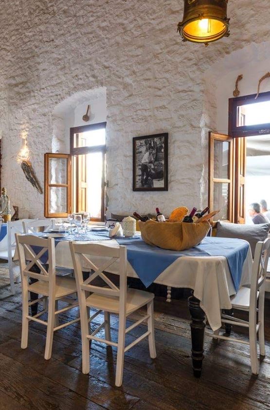 Kavos Seaside Restaurant - Παραθαλάσσιο Εστιατόριο Σύμη