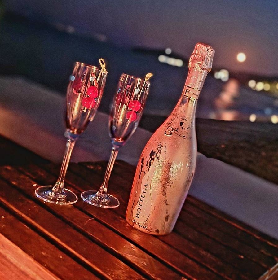 Caldera Bar Restaurant - Φαγητό Και Ποτό Μωραΐτικα