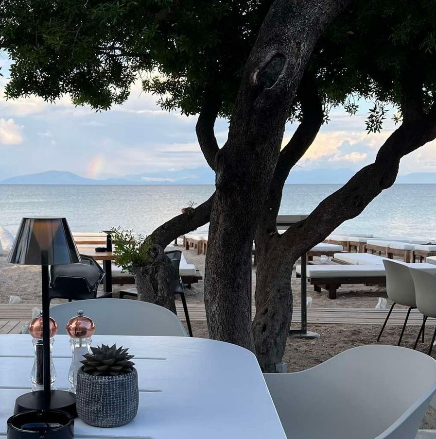 Caldera Bar Restaurant - Φαγητό Και Ποτό Μωραΐτικα