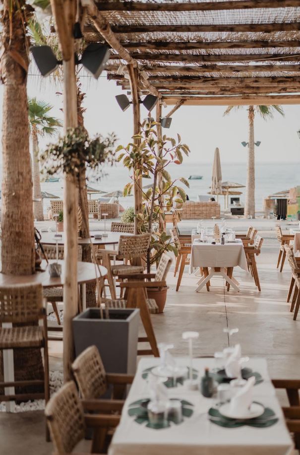 Areya Beach Bar Restaurant - Food Drinks Analipsi Heraklion