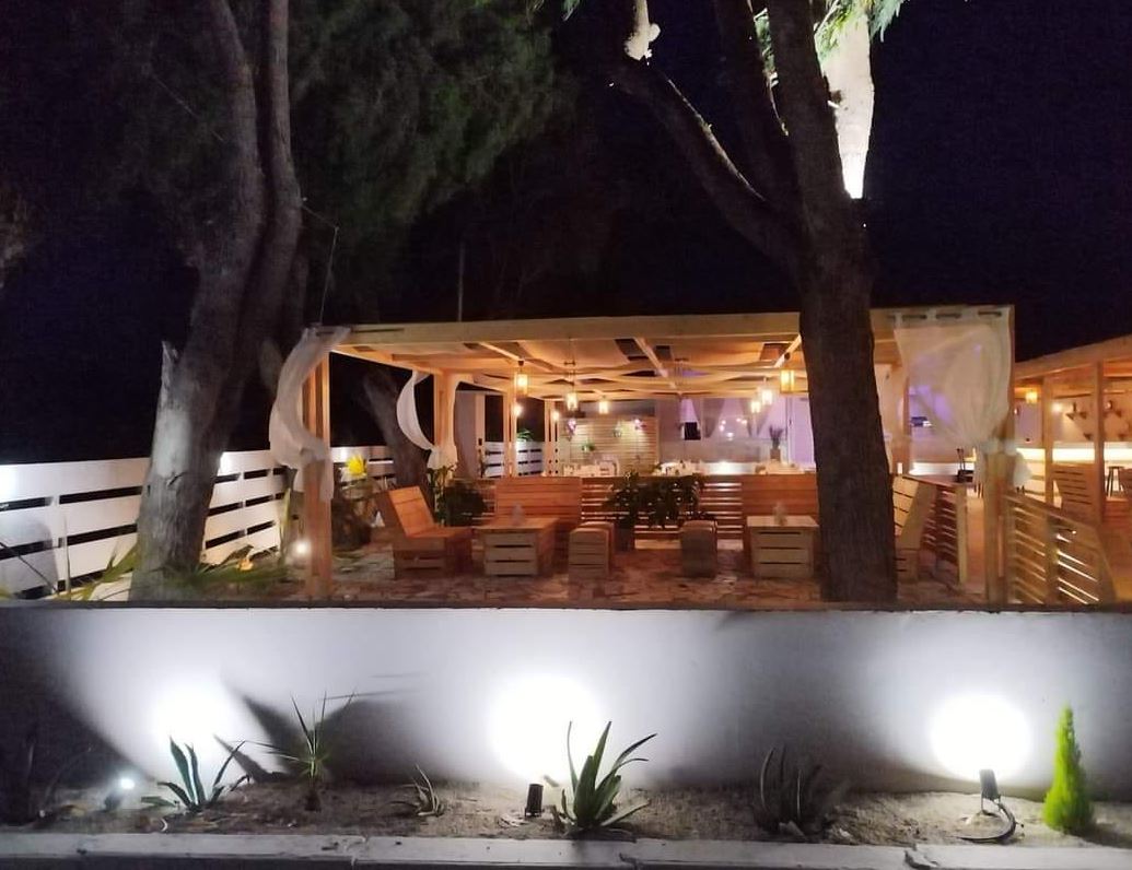 Mimossa Restaurant - Παραθαλάσσιο Εστιατόριο Κρεμαστή