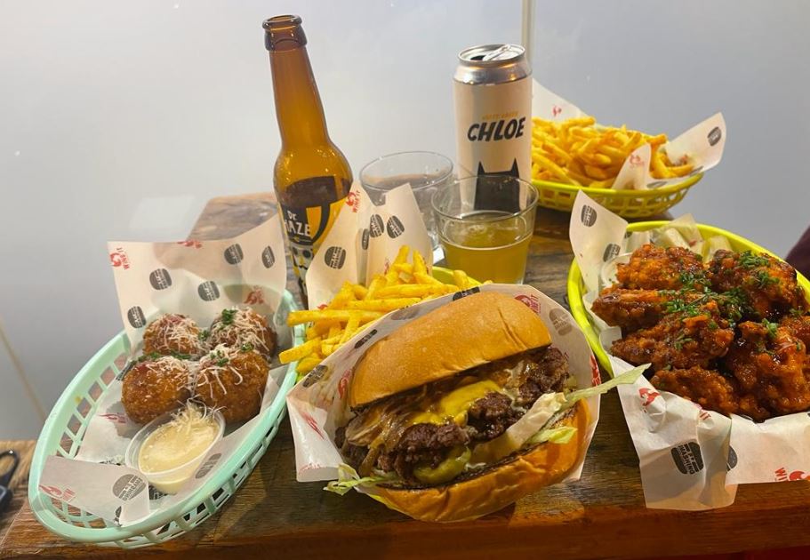 F Smashing Fast Food - Burgers Fried Chicken Χολαργός