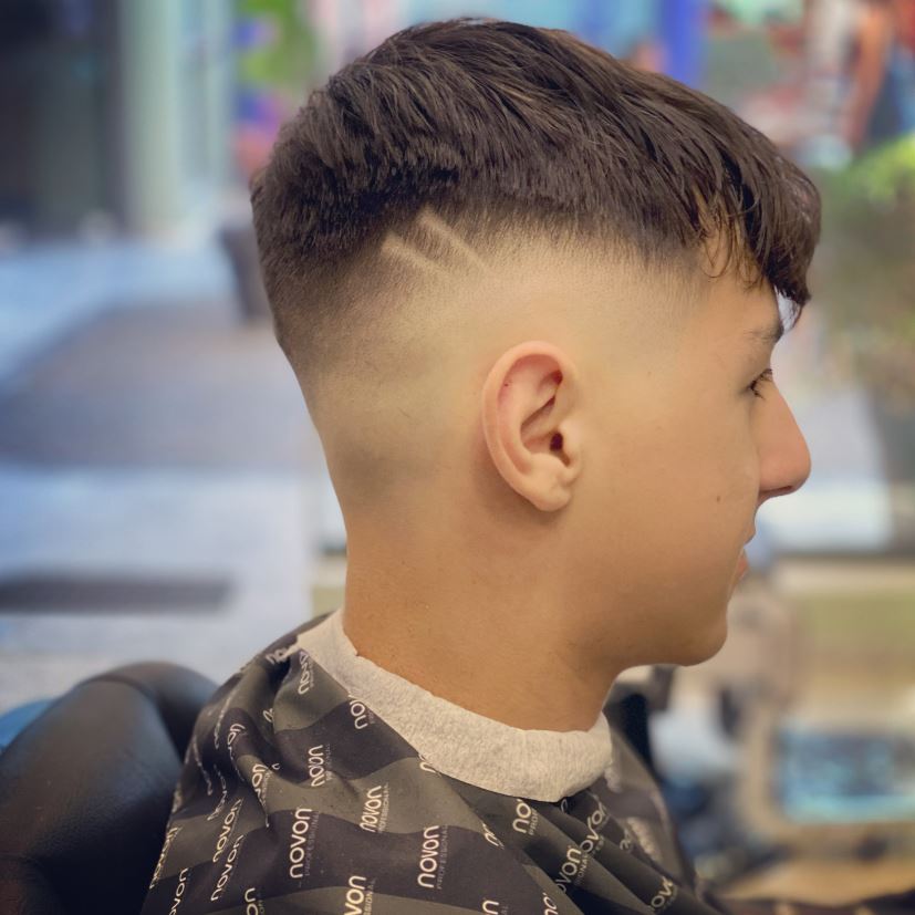 Player Cutter Barber Shop - Ανδρικό Κούρεμα Άνοιξη Διόνυσος