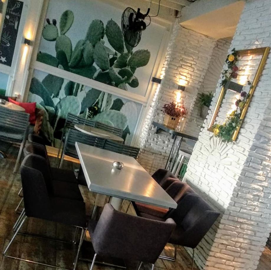 Monopolio Espresso & Pizza Bar - Πίτσα Καφές Χώρα Τήνος