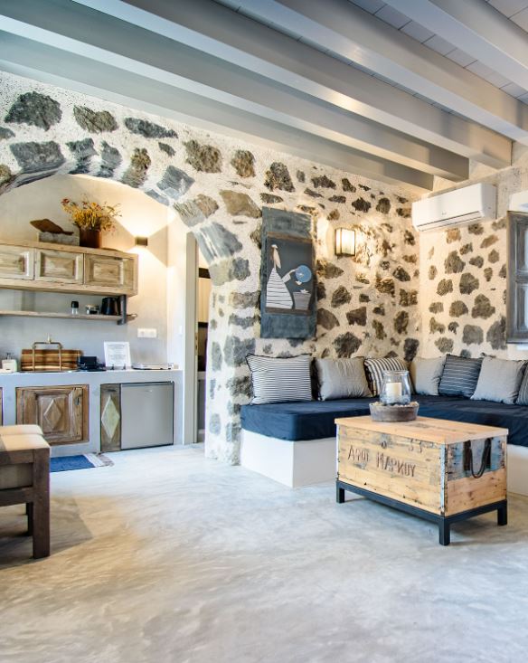 Pavlaina - Ενοικιαζόμενα Στούντιο Εμπορειός Νίσυρος