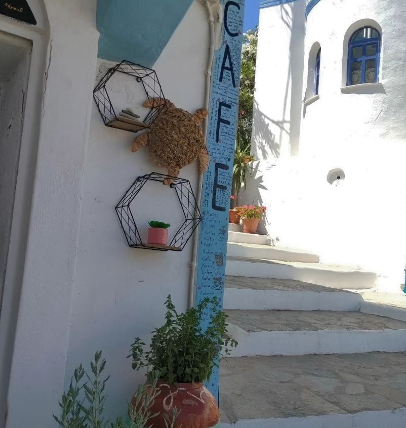 Window Cafe Cocktail Bar - Φαγητό Καφές Cocktails Αιγιάλη