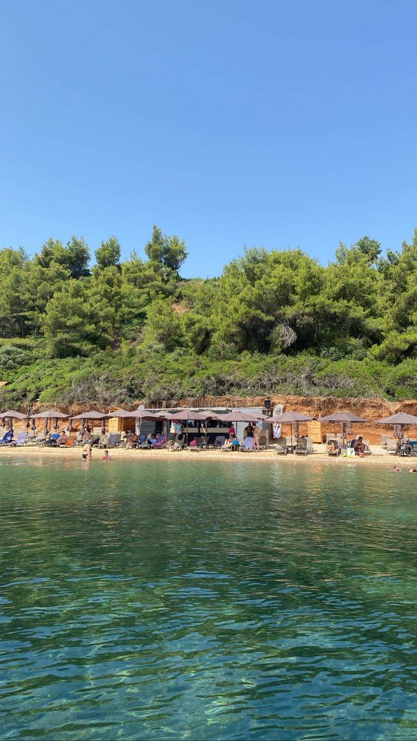 Chilka Beach Bar - Καφές Cocktails Στην Παραλία Νέα Ποτιδαία