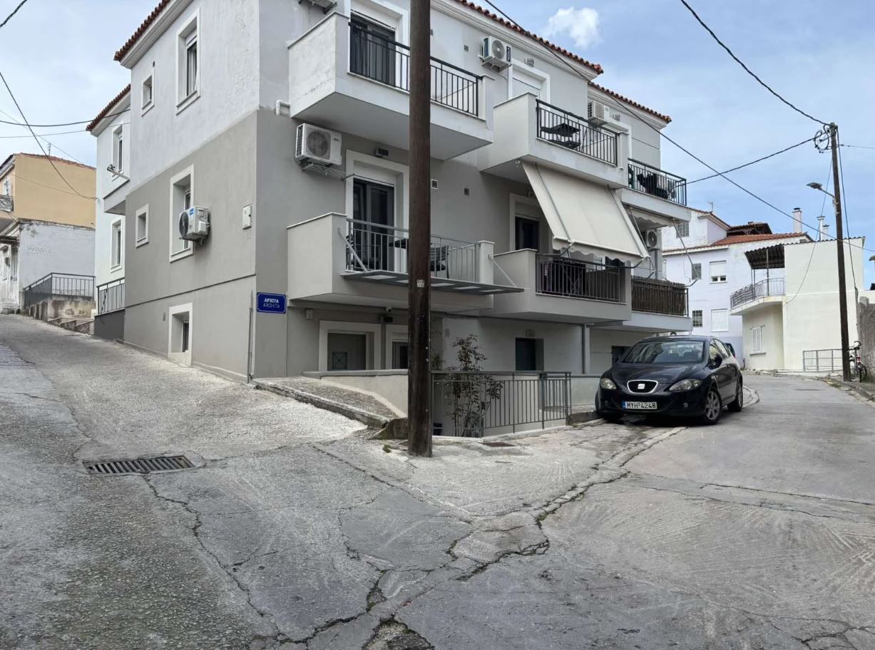 Little Diamond Stay - Ενοικιαζόμενο Δίκλινο Στούντιο Μυτιλήνη